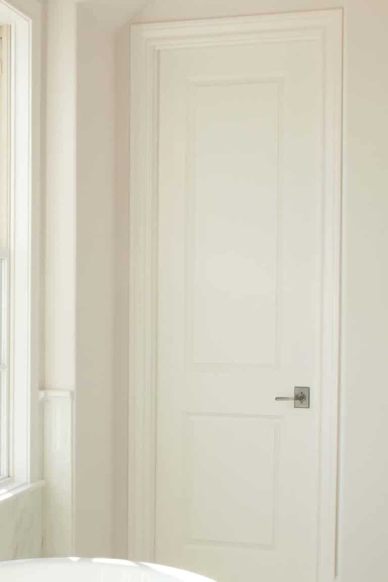 Jen Weld Shaker Interior Molded Doors - Builders Outlet